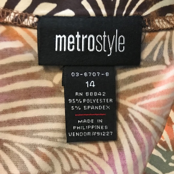 metrostyle | Dresses | Metrostyle Tropical Leaf Capped Sleeve Dress ...